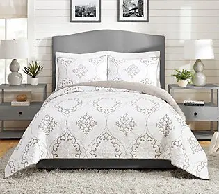 MODERN HEIRLOOM Chambers King Quilt Set