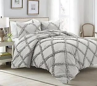 LUSH DECOR Ruffle Diamond 3-piece King Comforter Set Lu Sh Decor