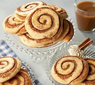 CINNAMOM BAKERY 3-oz Gourmet Hand Rolled Cinnaswirls