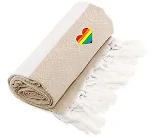 LINUM HOME TEXTILES Linum Home Diamond Cheerful Rainbow Heart Peste Mal Beach Towe