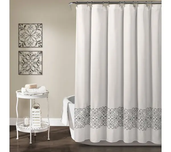 LUSH DECOR Scroll Medallion 72' X 72' Shower Curtain Lu H Decor