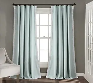 LUSH DECOR Wave Texture 52' X 18' Valance By