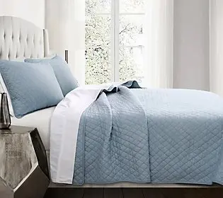 LUSH DECOR Ava Diamond Oversized 3-piece King Quilt Set By