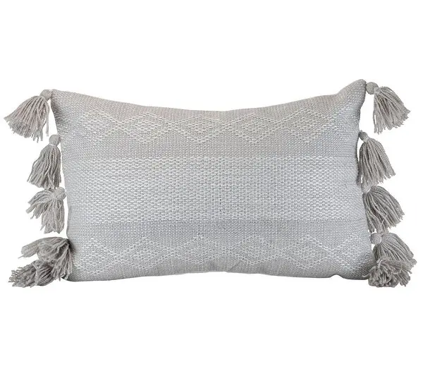 FORESIDE HOME & GARDEN Diamond Hand Woven 14x22 Throw Pillow