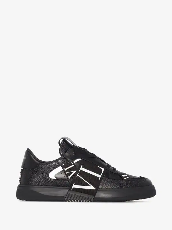 Valentino Garavani Vl7n Low-Top Sneakers Black Editorialist