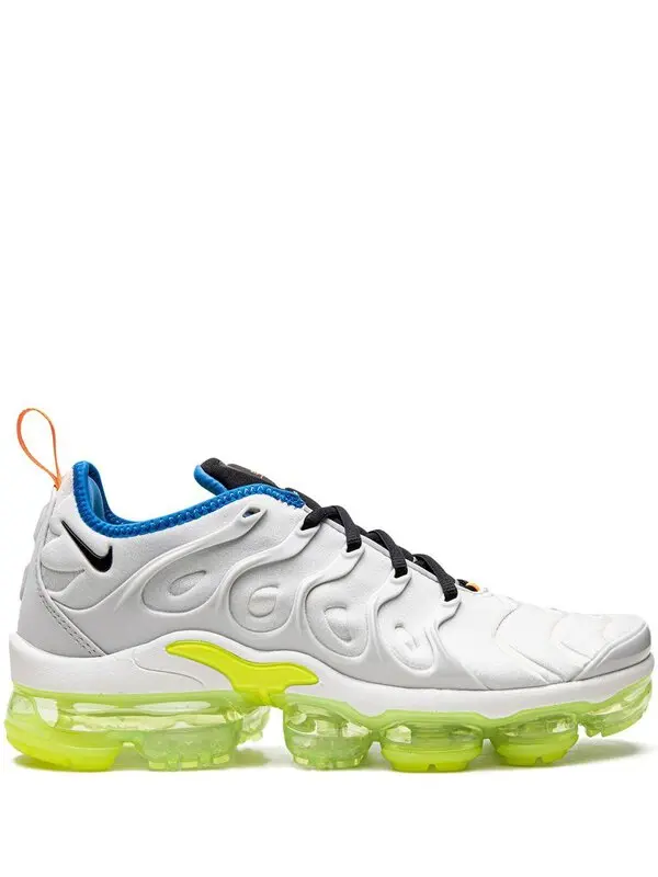 Nike Air Vapormax Plus Sneakers