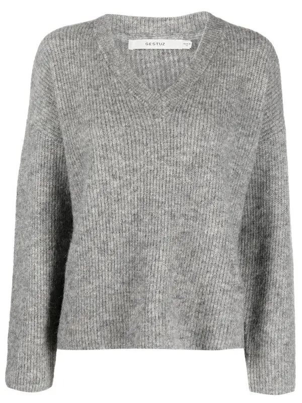 GESTUZ Ribbed V-neck Pullover Sweater