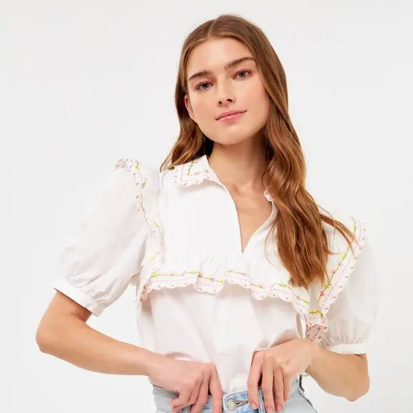 FREE THE ROSES Floral Embroiderd Short Sleeve Top - White | Editorialist