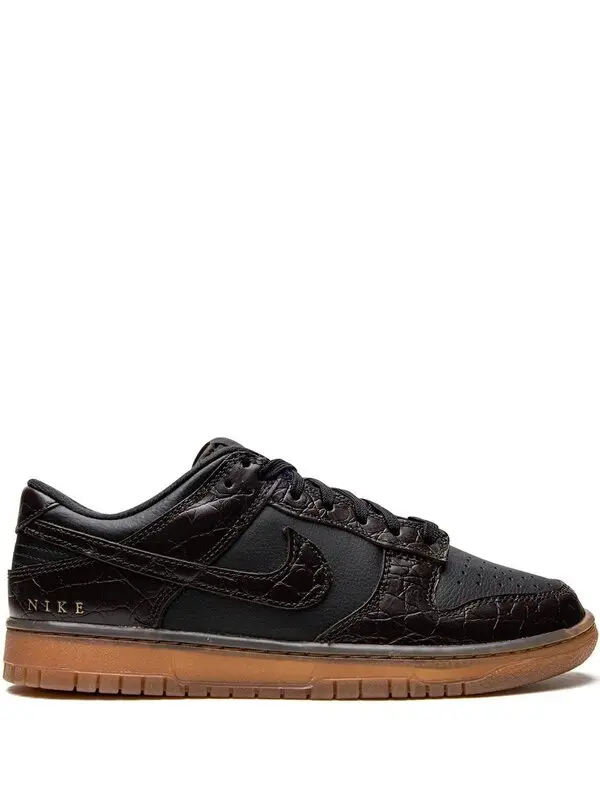 Nike Dunk Low Sneakers - Black