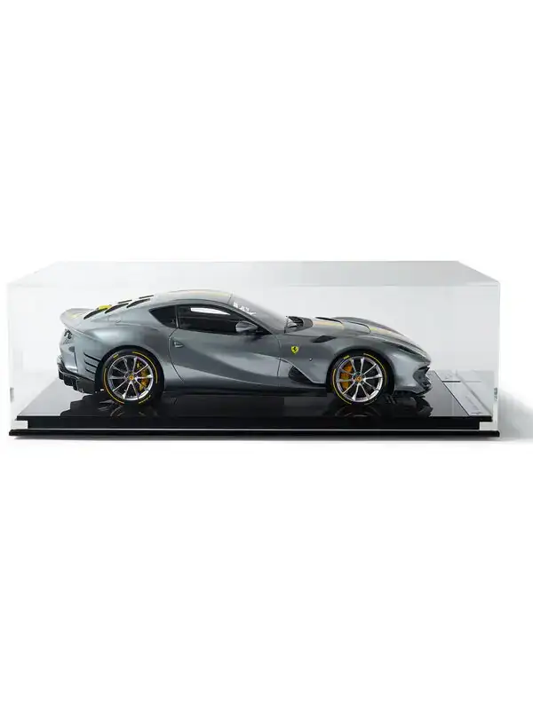 Amalgam Collection Ferrari 812 Competizione 1:8 Model Car In