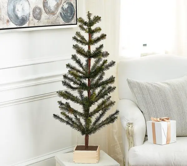 EBENEZER & CO. 36' Feather Christmas Tree