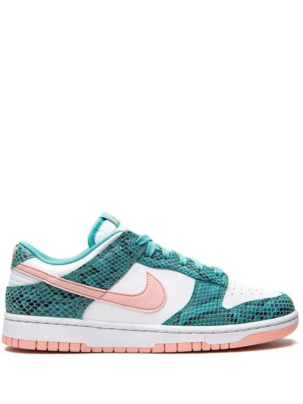 Nike Dunk Low Sneakers