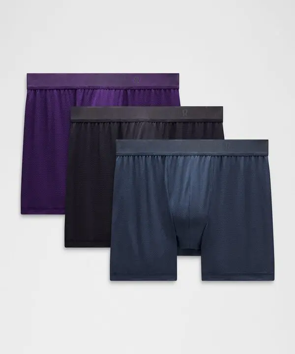Lululemon Always In Motion Mesh Boxer 5 - Nightmoth