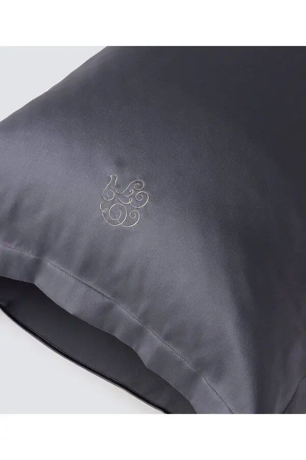 FOO TOKYO Silk Pillow Case Gray