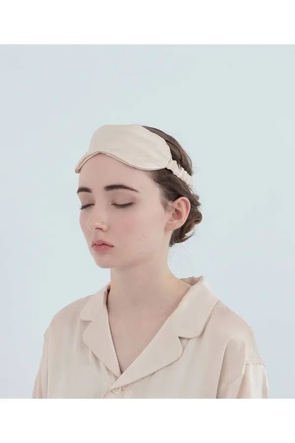FOO TOKYO Silk Eye Mask - White