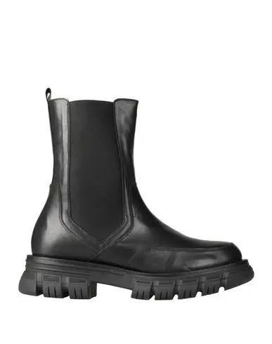BRUNO PREMI Bovine Leather Ankle Boots