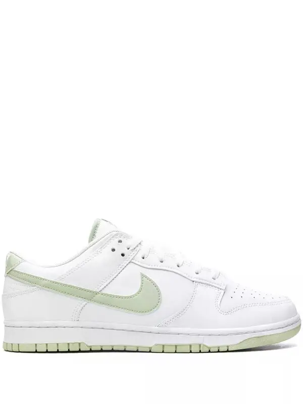 Nike Dunk Low Sneakers
