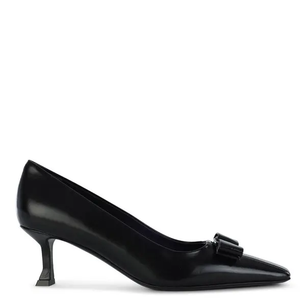 Buy FERRAGAMO Leather Siwar Pumps - Black At 33% Off | Editorialist
