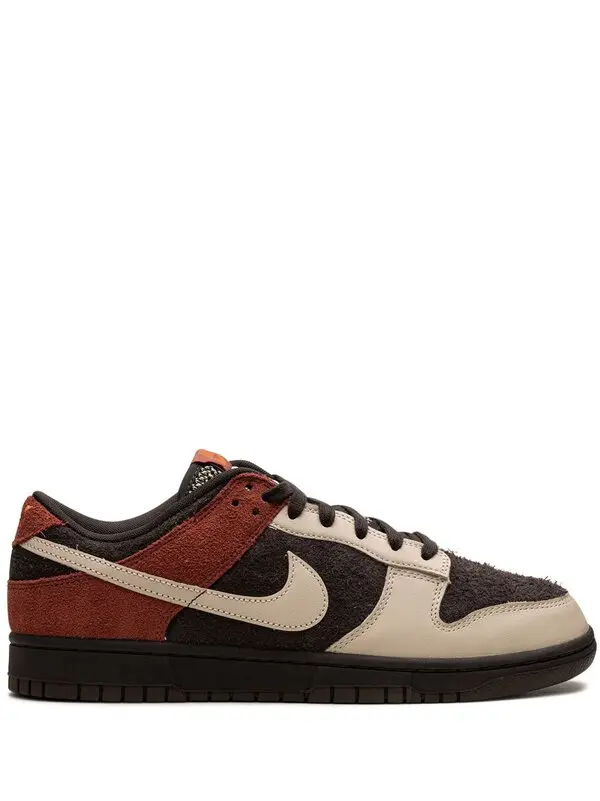 Nike Dunk Low Sneakers - Brown