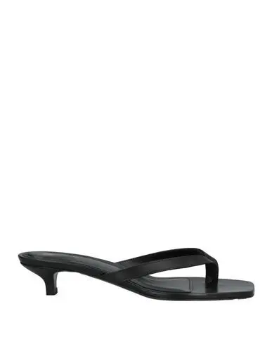 TOTÊME Leather Thong Sandals