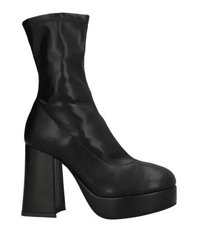 OVYÉ Ankle Boots - Black