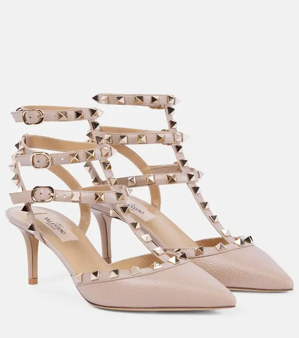 Valentino Garavani Rockstud Leather Pumps - Beige