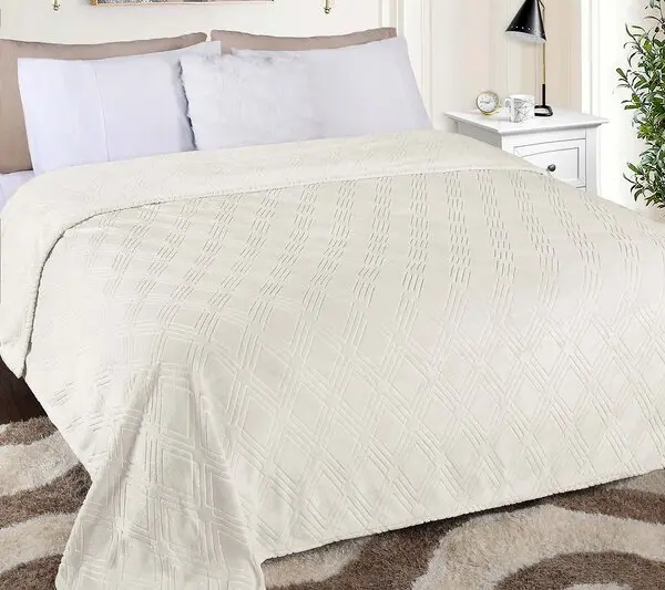 SUPERIOR Diamond Flannel Fleece Ultra-soft Thro W Blanket
