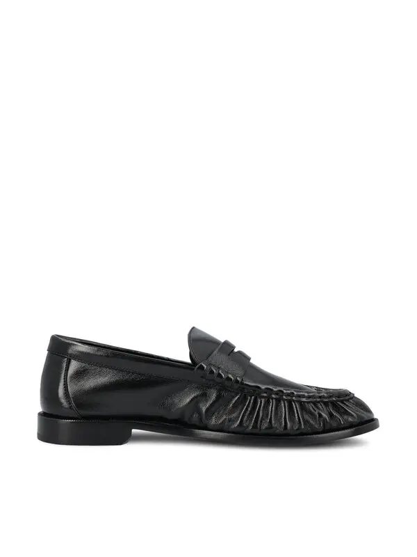 Saint Laurent Le Loafer Loafers - Black