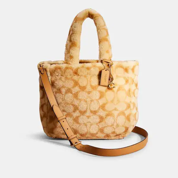 Coach Restored Tote 28 In Signature Shearling - Brass/warm Neutral ...