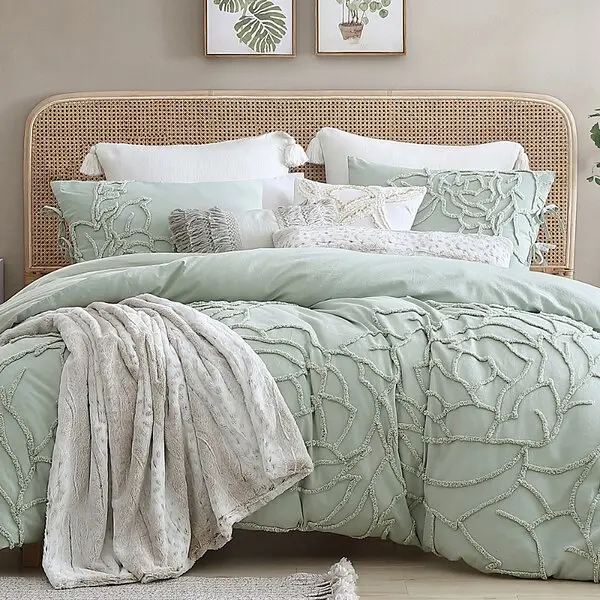 PERI HOME Chenille Rose Comforter Set, King - Green