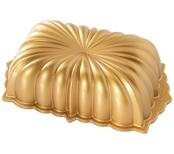 NORDICWARE Classic Fluted Loaf Pan