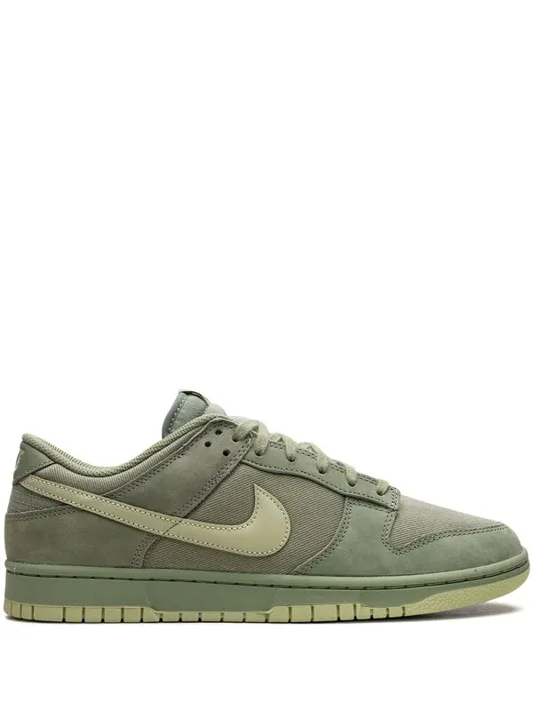 Nike Dunk Low Oil Sneakers - Green