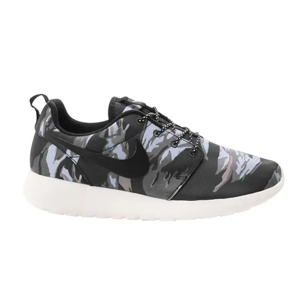 Nike Rosherun Gpx Camo Sneakers - Black
