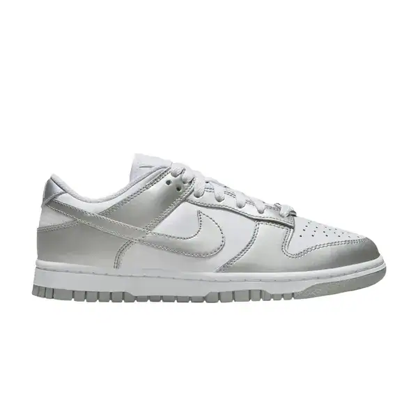 Nike Wmns Dunk Low 'metallic - Silver | Editorialist
