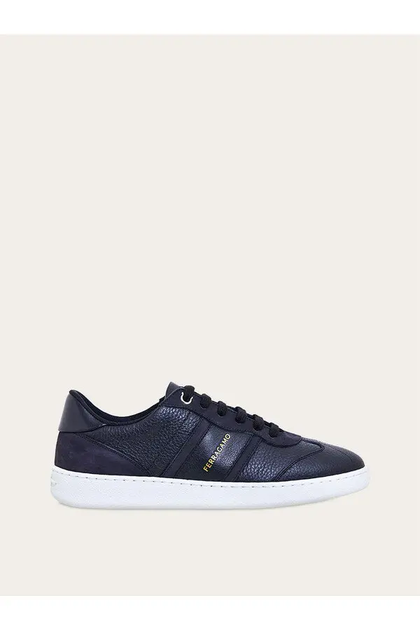 FERRAGAMO Low-top Sneaker With Logo - Black