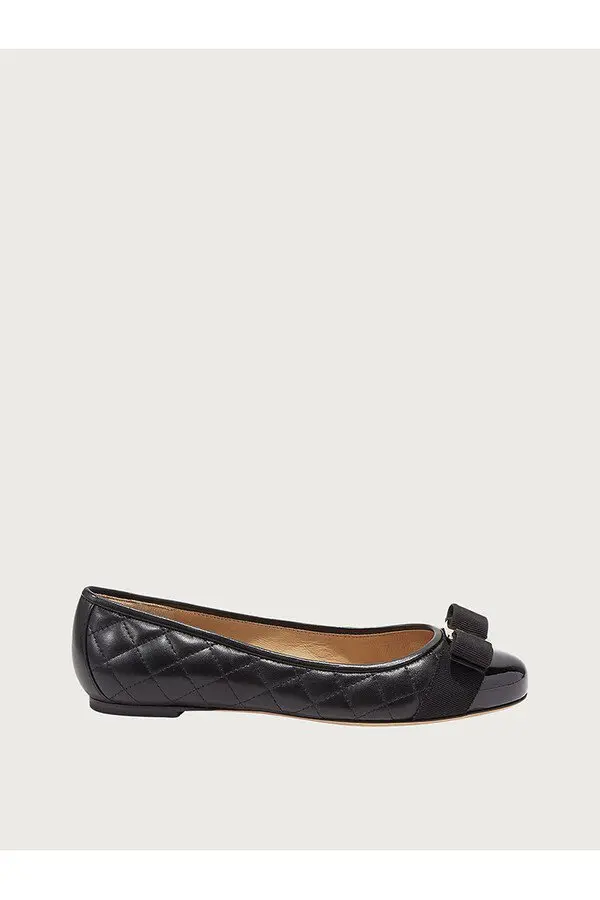 FERRAGAMO Varina Ballet Flat - Black