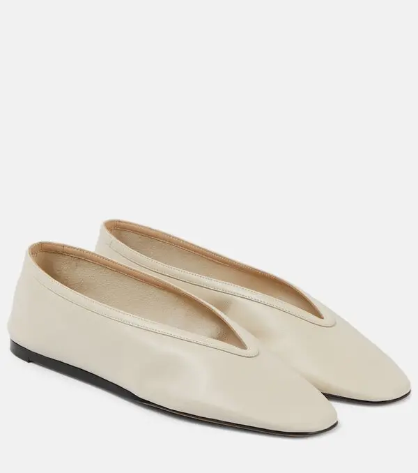 Le Monde Beryl Luna Leather Slippers - Neutrals