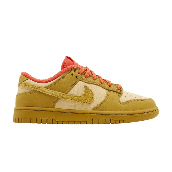 Nike Wmns Dunk Low 'bronzine Picante Red' Sneakers - Tan
