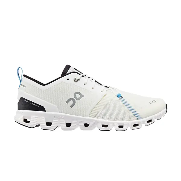 On Cloud X 3 Shift Sneakers - White
