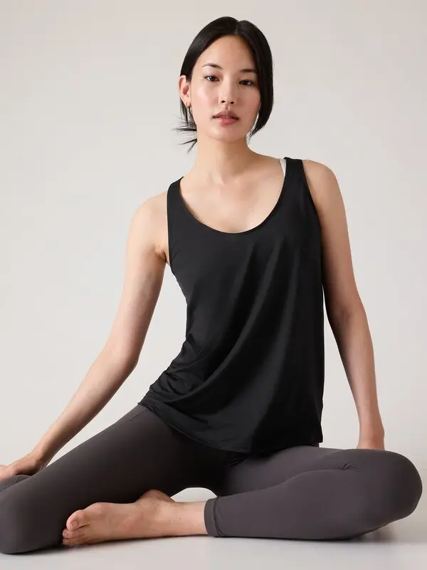 Buy Athleta Chi Scoop Tank - Black At 23% Off | Editorialist