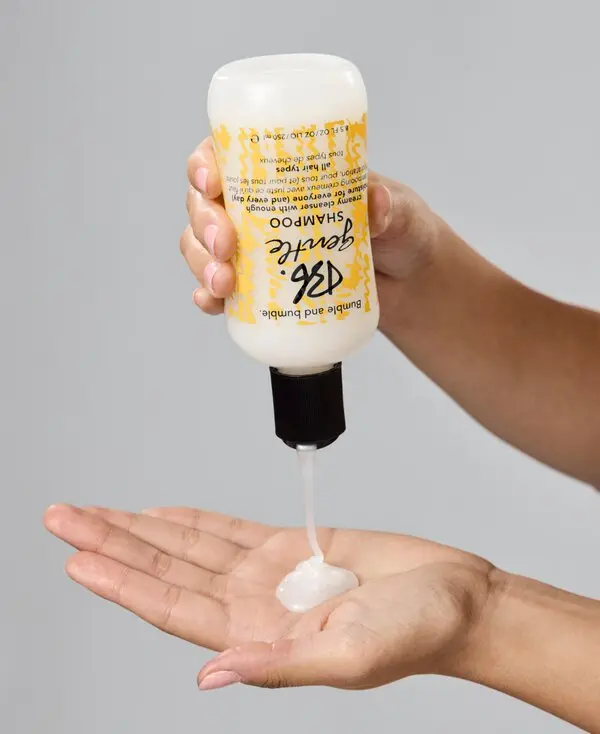 BUMBLE AND BUMBLE Gentle Moisturizing Shampoo - No Color