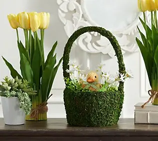 VALERIE PARR HILL Moss Basket With Animal And Flowers Valerie
