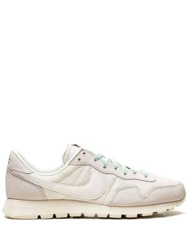 Nike Pegasus 83 Low-top Sneakers - Neutrals