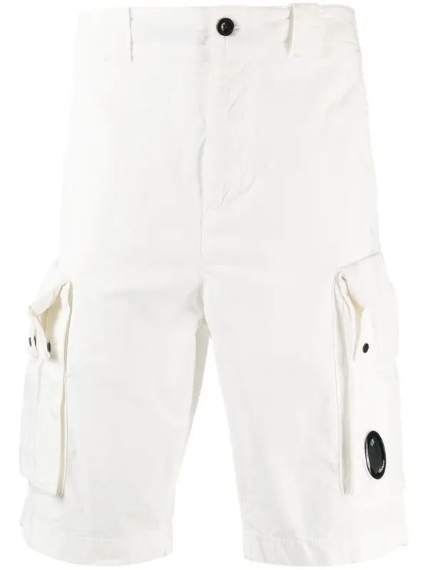 C.P. COMPANY Logo-plaque Cargo Shorts - White