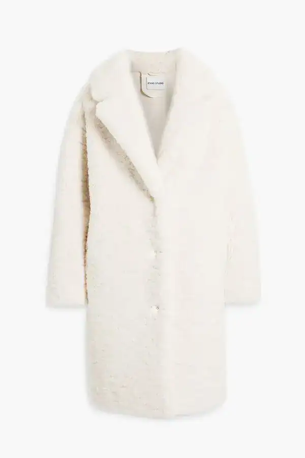 Acka. teddy loop coat / ホワイト Stand Studio Anika Teddy Fleece Coat In Ivory - 85% Off | Editorialist