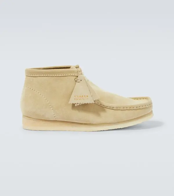 Clarks Wallabee Suede Boots - Beige