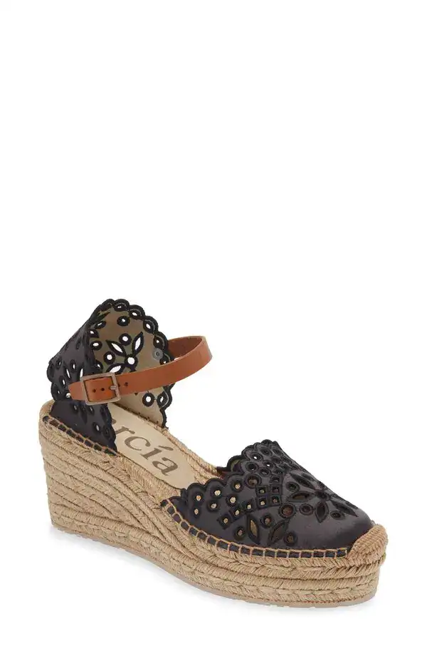Pedro Garcia Oletta Embroidered Espadrille Platform Sandal In Off