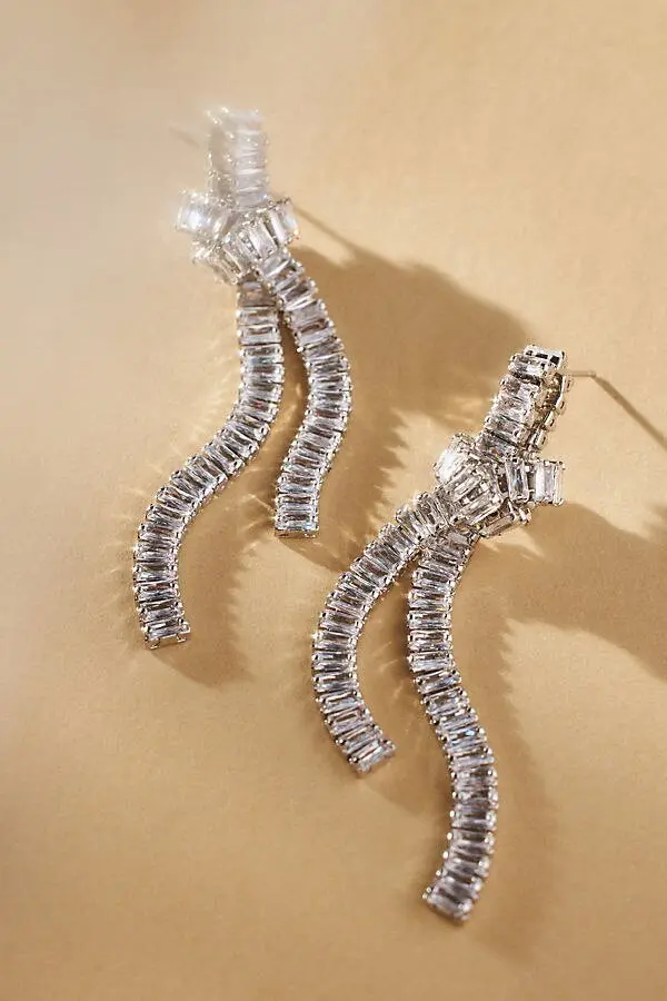 Gemelli Crystal Rae Drop Earrgs - Silver | Editorialist