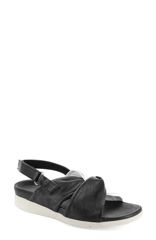 Strive Tahiti Ii Sandal Black Editorialist