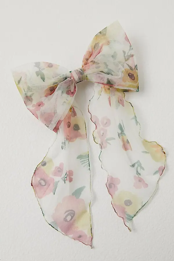 Curried Myrrh Blyth Bow pink Curried Myrrh Blythe Brama Bow - Ivory | Editorialist main image 2